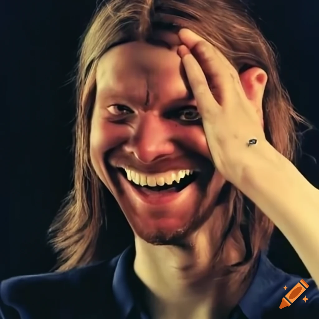 Aphex twin smiling creepy