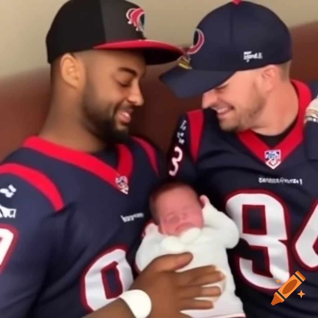 Taylor Swift and Travis Kelce with their baby in Houston Texans Jersey ...